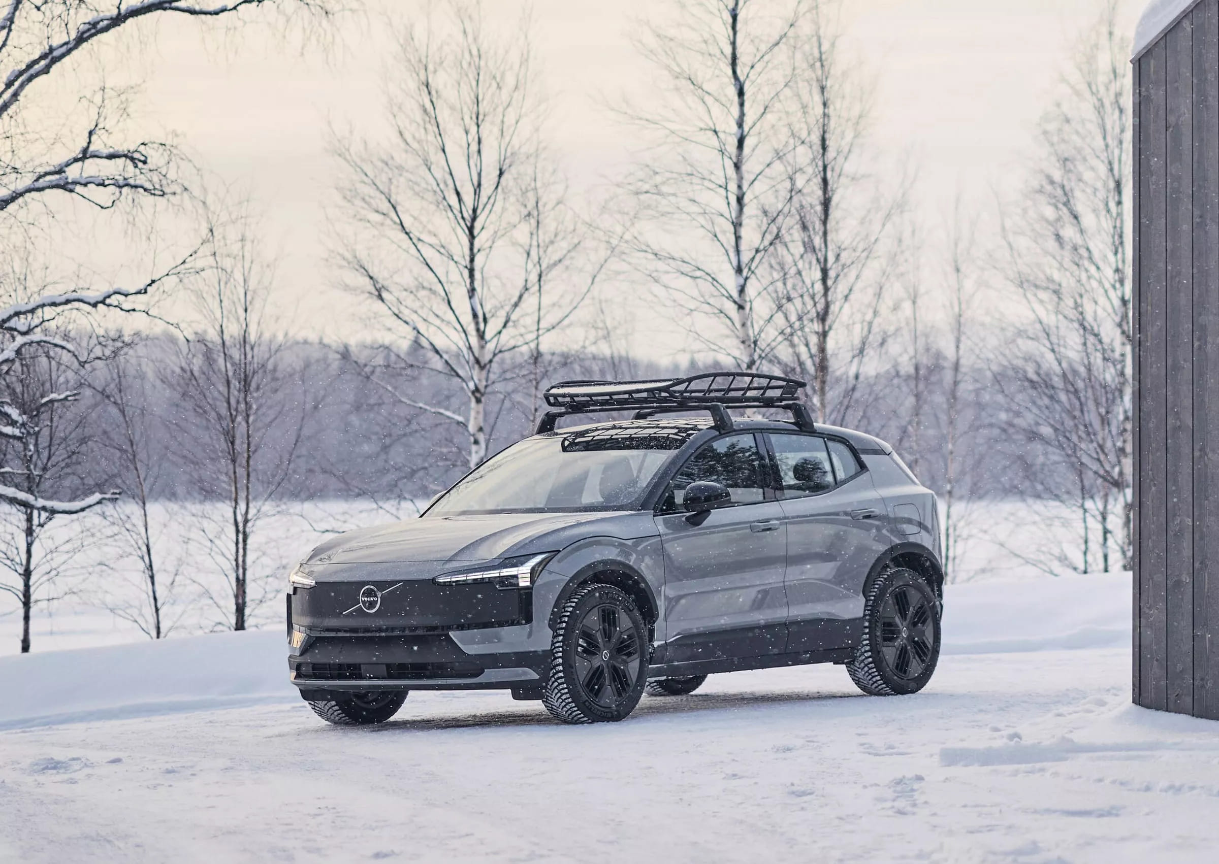 Volvo представила EX30 Cross Country: компактний універсальний ...