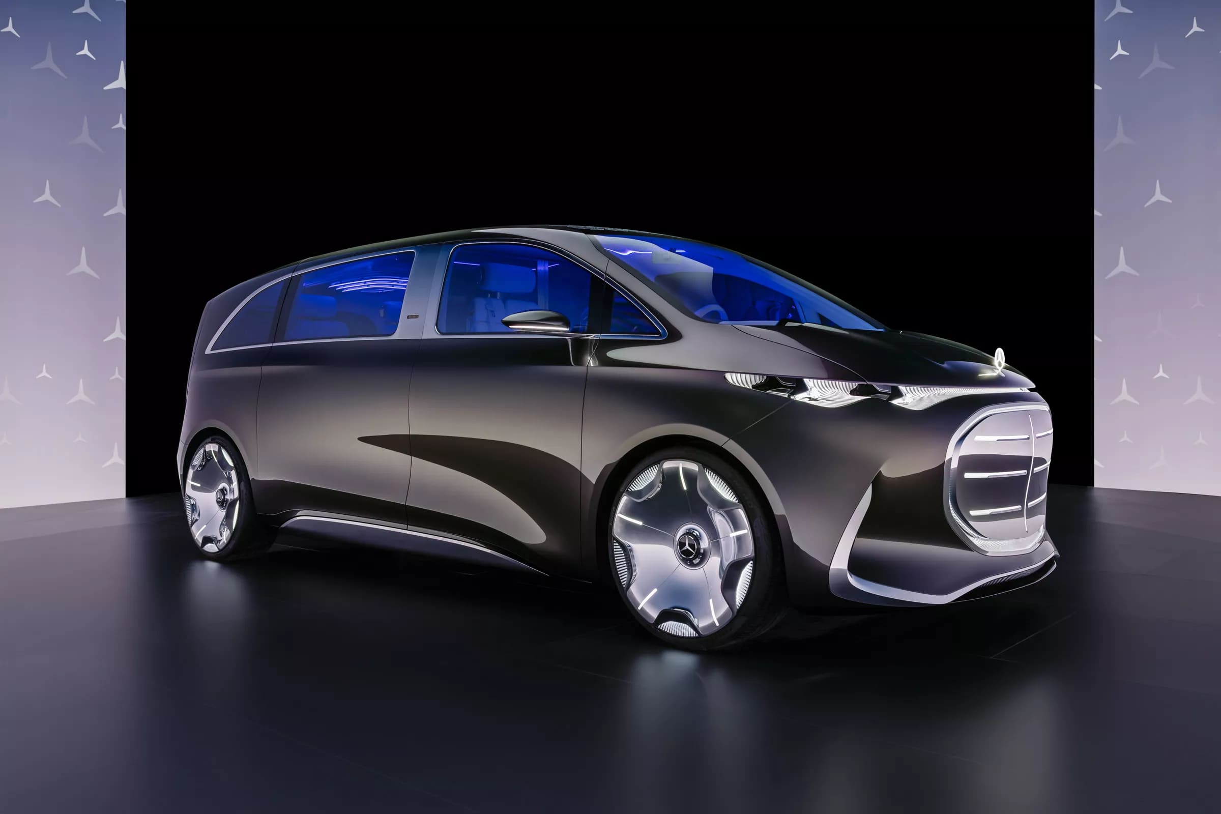 Mercedes представив концепт електричного мінівена Vision V ⚡️ Свіжі ...