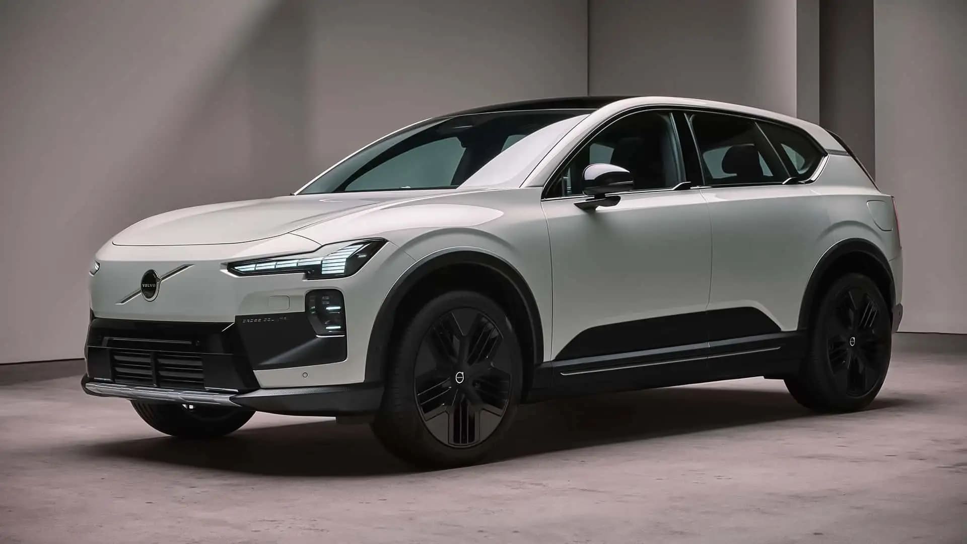 Попит на електричний кросовер Volvo EX60 перевершив очікування ⚡️ Свіжі ...